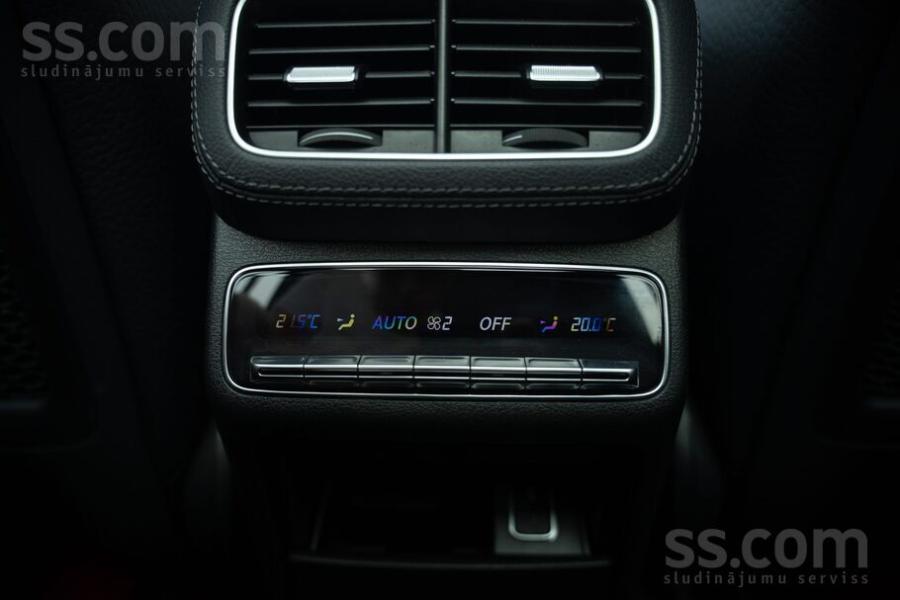 Pelēks Mercedes-Benz GLS 400 2021 Rīga, ar dzinēja tilpumu 3.00 L un nobraukumu 170 tūkst. km par 67777 €, foto 16 vietnē AUTOMOTO.COM.LV