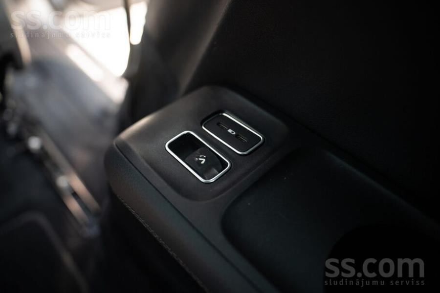 Pelēks Mercedes-Benz GLS 400 2021 Rīga, ar dzinēja tilpumu 3.00 L un nobraukumu 170 tūkst. km par 67777 €, foto 17 vietnē AUTOMOTO.COM.LV