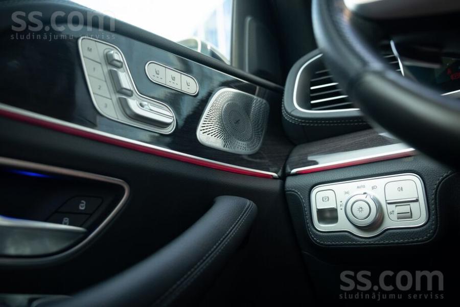 Pelēks Mercedes-Benz GLS 400 2021 Rīga, ar dzinēja tilpumu 3.00 L un nobraukumu 170 tūkst. km par 67777 €, foto 21 vietnē AUTOMOTO.COM.LV