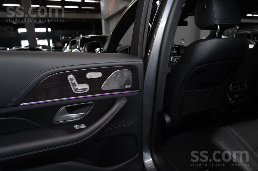 Pelēks Mercedes-Benz GLS 400 2021 Rīga, ar dzinēja tilpumu 3.00 L un nobraukumu 41 tūkst. km par 79500 €, foto 22 vietnē AUTOMOTO.COM.LV