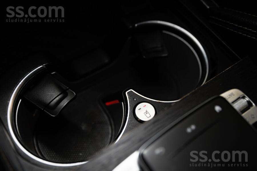 Pelēks Mercedes-Benz GLS 400 2021 Rīga, ar dzinēja tilpumu 3.00 L un nobraukumu 120 tūkst. km par 67000 €, foto 21 vietnē AUTOMOTO.COM.LV