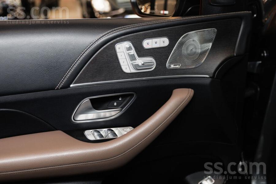 Pelēks Mercedes-Benz GLS 400 2021 Rīga, ar dzinēja tilpumu 3.00 L un nobraukumu 120 tūkst. km par 67000 €, foto 23 vietnē AUTOMOTO.COM.LV