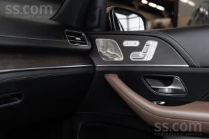 Pelēks Mercedes-Benz GLS 400 2021 Rīga, ar dzinēja tilpumu 3.00 L un nobraukumu 120 tūkst. km par 67000 €, foto 25 vietnē AUTOMOTO.COM.LV