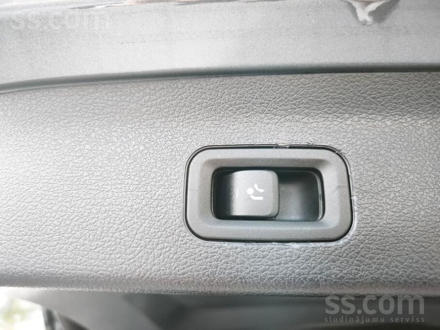 Pelēks Mercedes-Benz GLS 400 2023 Rīga, ar dzinēja tilpumu 3.00 L un nobraukumu 42 tūkst. km par 82500 €, foto 15 vietnē AUTOMOTO.COM.LV