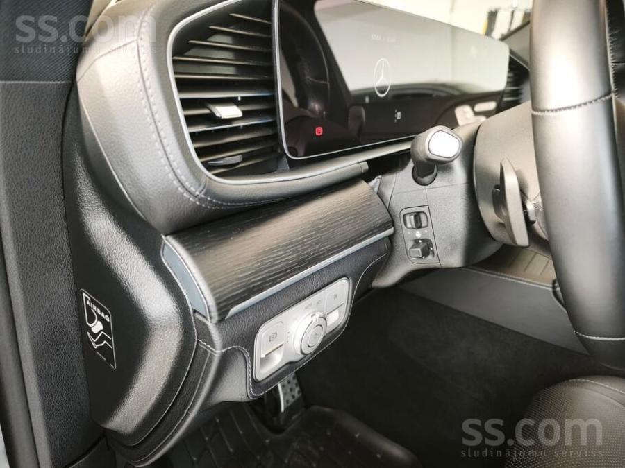 Pelēks Mercedes-Benz GLS 400 2023 Rīga, ar dzinēja tilpumu 3.00 L un nobraukumu 42 tūkst. km par 82500 €, foto 25 vietnē AUTOMOTO.COM.LV