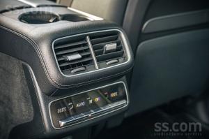Balts Mercedes-Benz GLS 400 2020 Rīga, ar dzinēja tilpumu 3.00 L un nobraukumu 134 tūkst. km par 59990 €, foto 18 vietnē AUTOMOTO.COM.LV