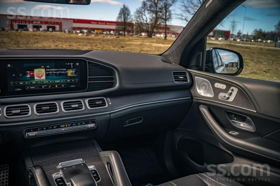 Balts Mercedes-Benz GLS 400 2020 Rīga, ar dzinēja tilpumu 3.00 L un nobraukumu 134 tūkst. km par 59990 €, foto 21 vietnē AUTOMOTO.COM.LV