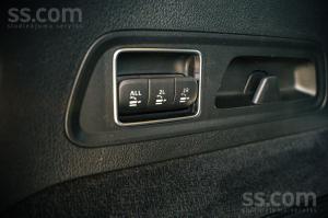 Balts Mercedes-Benz GLS 400 2020 Rīga, ar dzinēja tilpumu 3.00 L un nobraukumu 134 tūkst. km par 59990 €, foto 32 vietnē AUTOMOTO.COM.LV