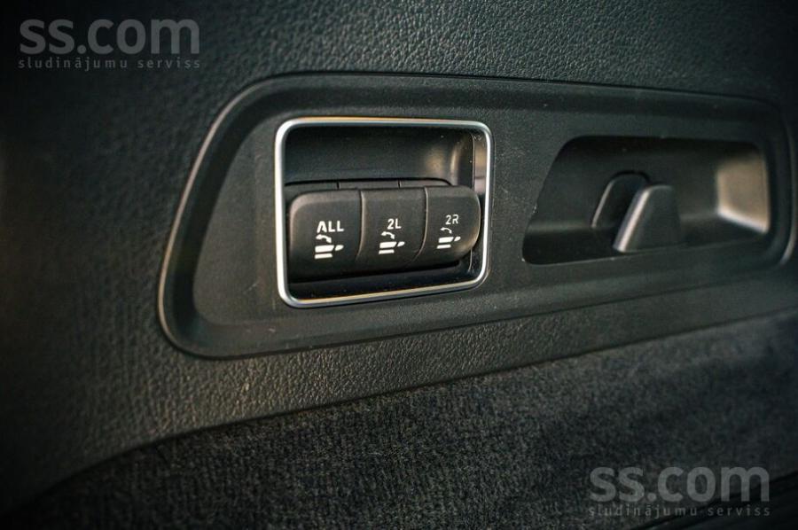 Balts Mercedes-Benz GLS 400 2020 Rīga, ar dzinēja tilpumu 3.00 L un nobraukumu 134 tūkst. km par 59990 €, foto 32 vietnē AUTOMOTO.COM.LV