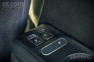 Balts Mercedes-Benz GLS 400 2020 Rīga, ar dzinēja tilpumu 3.00 L un nobraukumu 134 tūkst. km par 59990 €, foto 34 vietnē AUTOMOTO.COM.LV