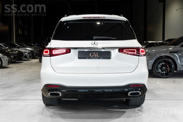 White Mercedes-Benz GLS 400 2020 in Riga, with an engine capacity of 3.00 L and mileage of 116 thousand km for 70000 €, photo 5 on AUTOMOTO.COM.LV