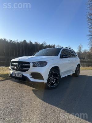 White Mercedes-Benz GLS 400 2022 in Riga, with an engine capacity of 3.00 L and mileage of 82 thousand km for 83000 €, photo 3 on AUTOMOTO.COM.LV