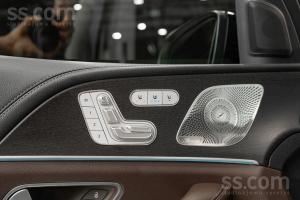 Белый Мерседес ГЛС 400 2022 в Рига, объемом двигателя 3.00 л и пробегом 89 тыс. км за 65000 €, фото 18 на AUTOMOTO.COM.LV