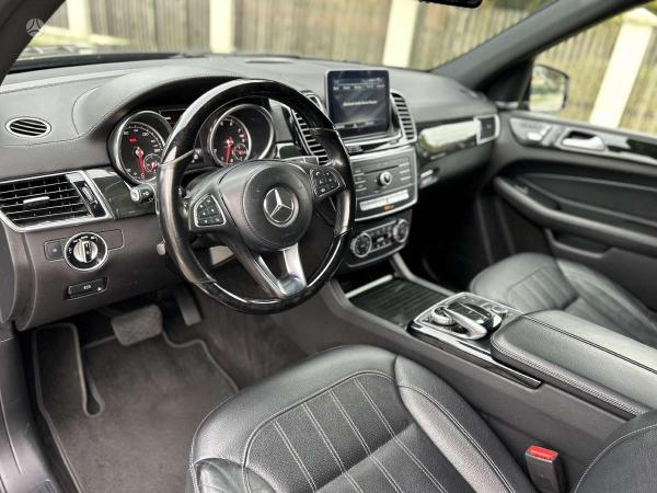 Черный Мерседес GLS 450 2017 в Вильнюс, объемом двигателя 3.00 л и пробегом 272 тыс. км за 19499 €, фото 11 на AUTOMOTO.COM.LV