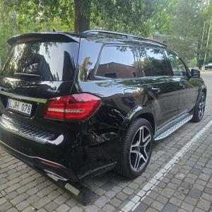 Melns Mercedes-Benz GLS 450 2017 Klaipėda, ar dzinēja tilpumu 3.00 L un nobraukumu 129 tūkst. km par 26500 €, foto 9 vietnē AUTOMOTO.COM.LV