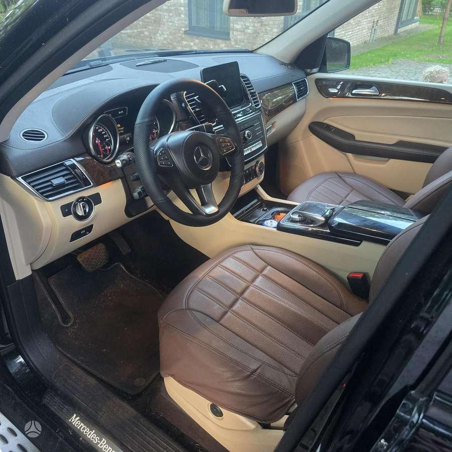 Melns Mercedes-Benz GLS 450 2017 Klaipėda, ar dzinēja tilpumu 3.00 L un nobraukumu 129 tūkst. km par 26500 €, foto 15 vietnē AUTOMOTO.COM.LV