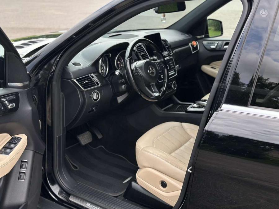 Melns Mercedes-Benz GLS 450 2017 Kauņa, ar dzinēja tilpumu 3.00 L un nobraukumu 159 tūkst. km par 25900 €, foto 8 vietnē AUTOMOTO.COM.LV