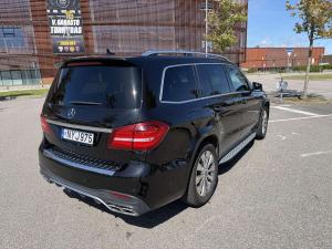 Black Mercedes-Benz GLS 450 2017 in Gargzdai, with an engine capacity of 3.00 L and mileage of 152 thousand km for 36542 €, photo 5 on AUTOMOTO.COM.LV