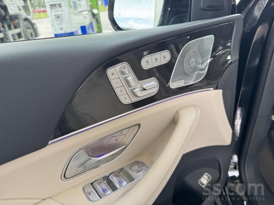 Черный Мерседес GLS 450 2019 в Рига, объемом двигателя 3.00 л и пробегом 0 тыс. км за 56450 €, фото 19 на AUTOMOTO.COM.LV