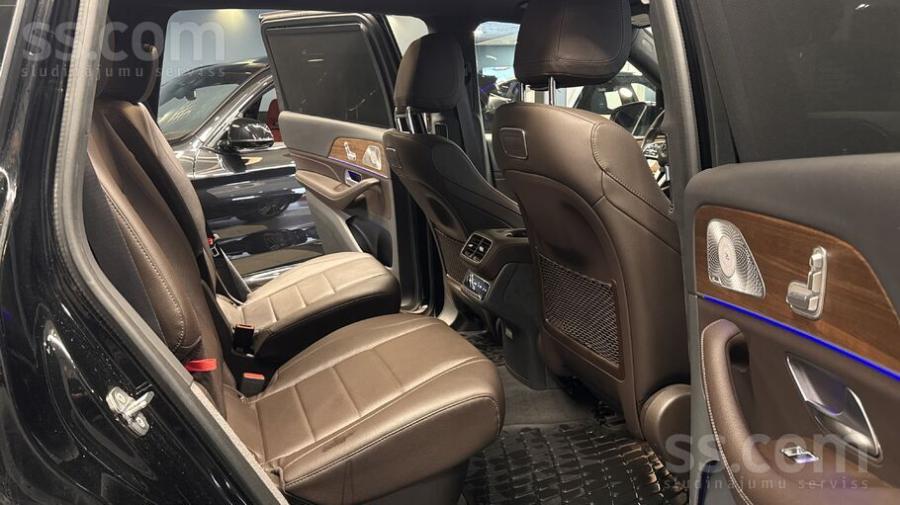 Melns Mercedes-Benz GLS 450 2020 Rīga, ar dzinēja tilpumu 3.00 L un nobraukumu 86 tūkst. km par 59990 €, foto 13 vietnē AUTOMOTO.COM.LV