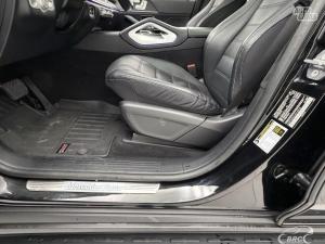 Melns Mercedes-Benz GLS 450 2020 Avižieniai, ar dzinēja tilpumu 3.00 L un nobraukumu 89 tūkst. km par 67000 €, foto 25 vietnē AUTOMOTO.COM.LV