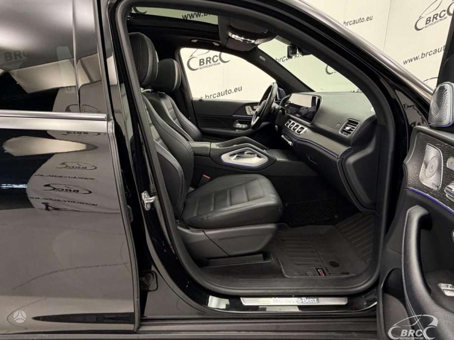 Black Mercedes-Benz GLS 450 2020 in Vilnius, with an engine capacity of 3.00 L and mileage of 89 thousand km for 63500 €, photo 6 on AUTOMOTO.COM.LV