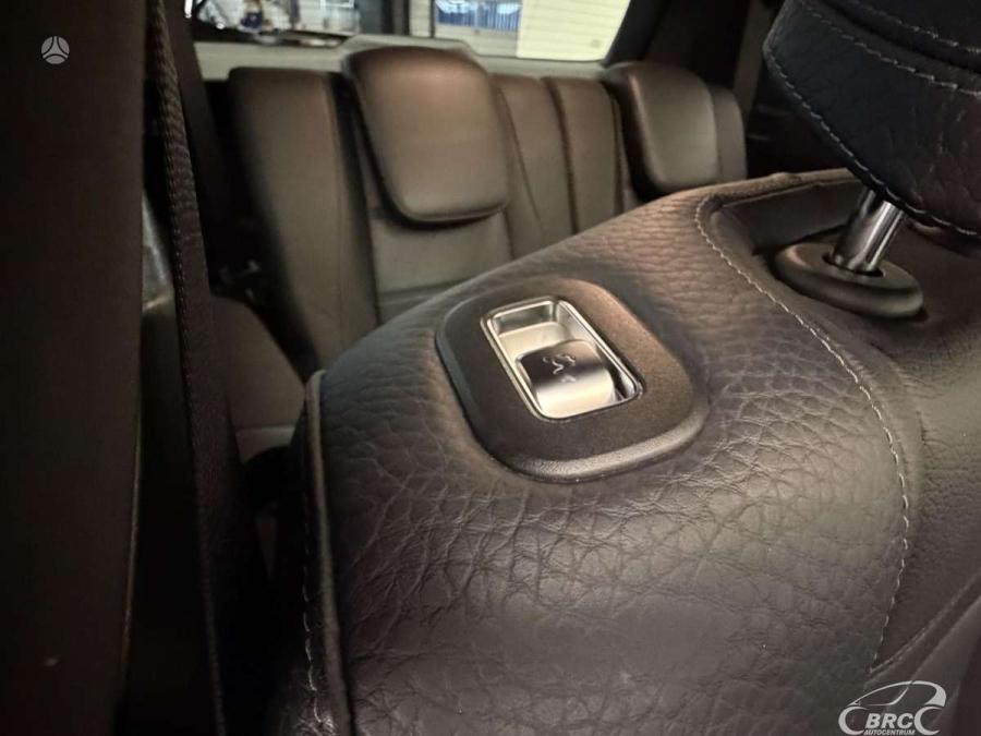 Black Mercedes-Benz GLS 450 2020 in Vilnius, with an engine capacity of 3.00 L and mileage of 89 thousand km for 63500 €, photo 16 on AUTOMOTO.COM.LV