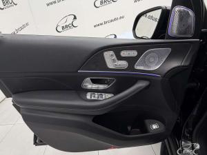 Black Mercedes-Benz GLS 450 2020 in Vilnius, with an engine capacity of 3.00 L and mileage of 89 thousand km for 63500 €, photo 25 on AUTOMOTO.COM.LV