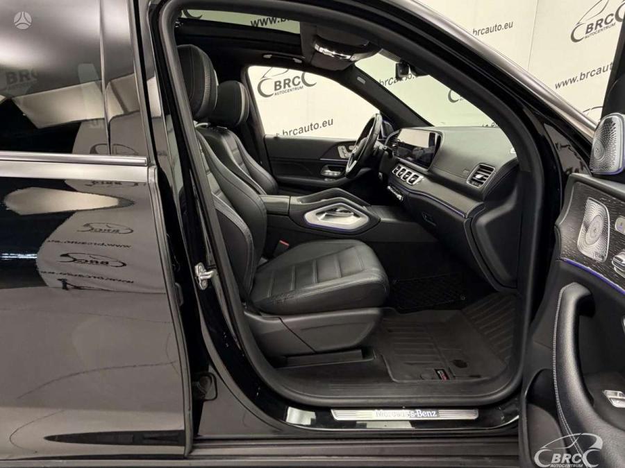 Black Mercedes-Benz GLS 450 2020 in Vilnius, with an engine capacity of 3.00 L and mileage of 89 thousand km for 59000 €, photo 6 on AUTOMOTO.COM.LV