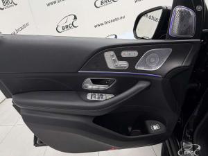Black Mercedes-Benz GLS 450 2020 in Vilnius, with an engine capacity of 3.00 L and mileage of 89 thousand km for 59000 €, photo 25 on AUTOMOTO.COM.LV