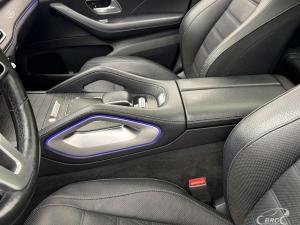 Black Mercedes-Benz GLS 450 2020 in Vilnius, with an engine capacity of 3.00 L and mileage of 89 thousand km for 59000 €, photo 32 on AUTOMOTO.COM.LV