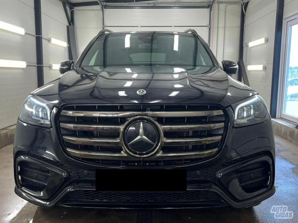 Mercedes-Benz GLS 450 2020 in Aukstieji Rusokai on AUTOMOTO.COM.LV Black Mercedes-Benz GLS 450 2020 in Aukstieji Rusokai, with an engine capacity of 3.00 L and mileage of 80 thousand km for 59000 €, photo 3 on AUTOMOTO.COM.LV