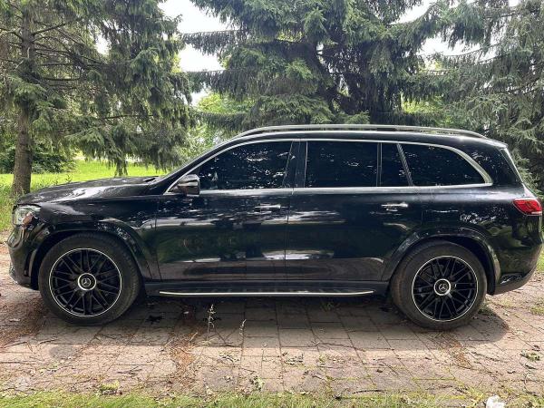 Черный Мерседес GLS 450 2021 в Алитус, объемом двигателя 3.00 л и пробегом 172 тыс. км за 46700 €, фото 3 на AUTOMOTO.COM.LV