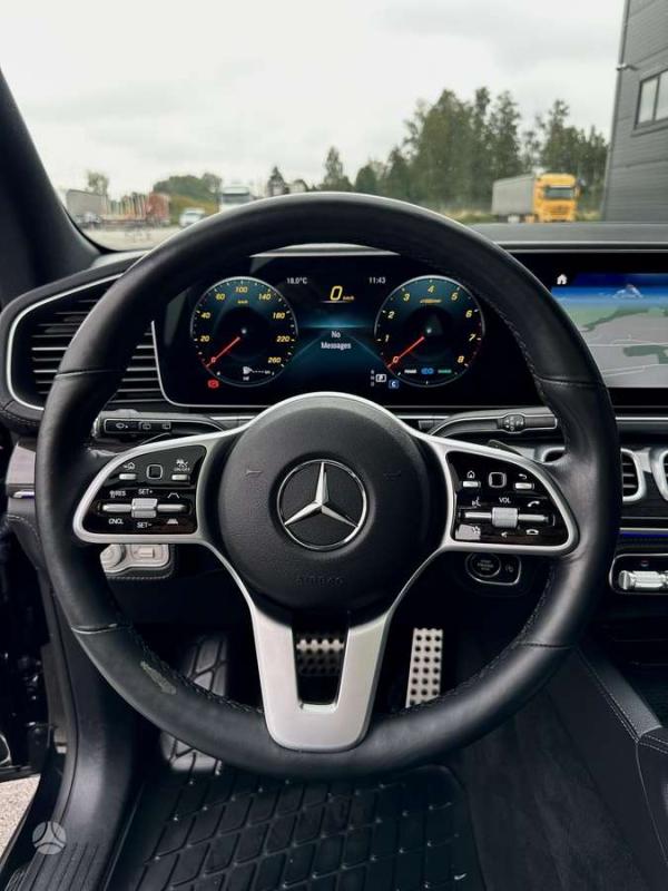 Black Mercedes-Benz GLS 450 2021 in Alytus, with an engine capacity of 3.00 L and mileage of 172 thousand km for 46500 €, photo 10 on AUTOMOTO.COM.LV