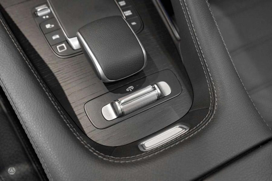 Melns Mercedes-Benz GLS 450 2025 Rīga, ar dzinēja tilpumu 0.00 L un nobraukumu 20 tūkst. km par 107000 €, foto 34 vietnē AUTOMOTO.COM.LV