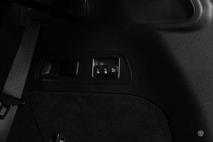 Melns Mercedes-Benz GLS 450 2025 Rīga, ar dzinēja tilpumu 0.00 L un nobraukumu 20 tūkst. km par 107000 €, foto 39 vietnē AUTOMOTO.COM.LV