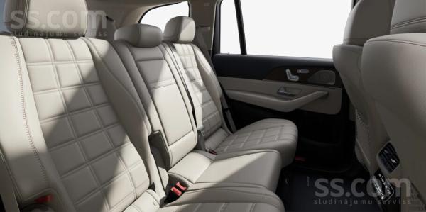 Мерседес GLS 450 2026 в Рига на AUTOMOTO.COM.LV Черный Мерседес GLS 450 2026 в Рига, объемом двигателя 3.00 л и пробегом 100 тыс. км за 140690 €, фото 9 на AUTOMOTO.COM.LV