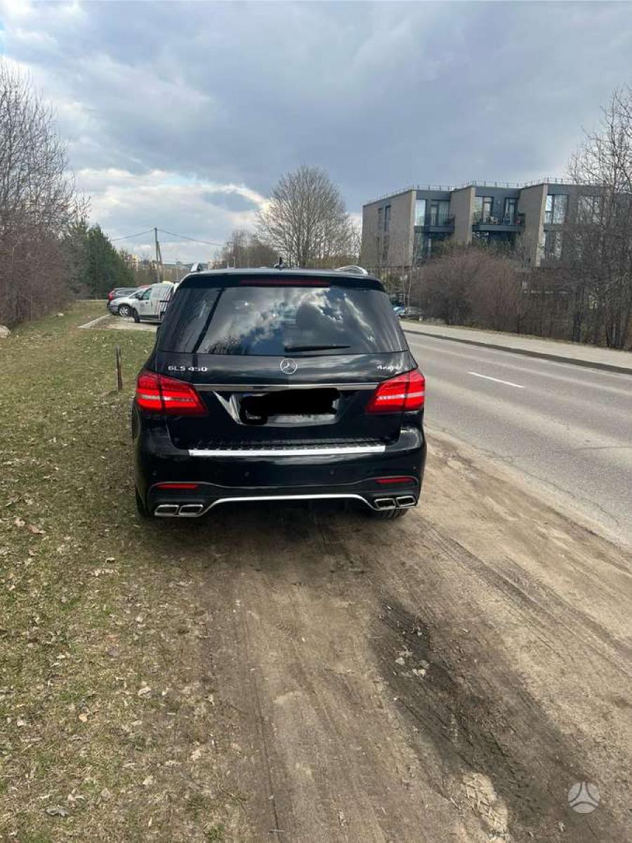 Melns Mercedes-Benz GLS 450 2017 Viļņa, ar dzinēja tilpumu 3.00 L un nobraukumu 168 tūkst. km par 27800 €, foto 7 vietnē AUTOMOTO.COM.LV