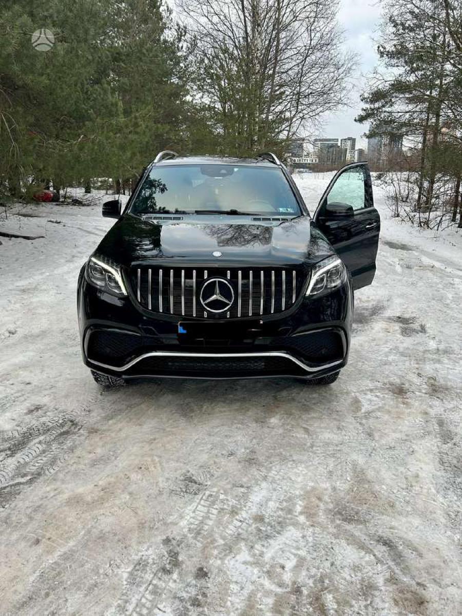 Melns Mercedes-Benz GLS 450 2017 Viļņa, ar dzinēja tilpumu 3.00 L un nobraukumu 168 tūkst. km par 27800 €, foto 10 vietnē AUTOMOTO.COM.LV