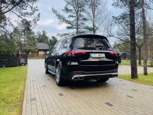 Melns Mercedes-Benz GLS 450 2020 Tallina, ar dzinēja tilpumu 3.00 L un nobraukumu 143 tūkst. km par 67000 €, foto 6 vietnē AUTOMOTO.COM.LV