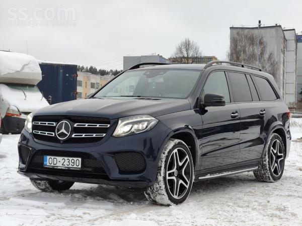 Blue Mercedes-Benz GLS 450 2017 in Riga, with an engine capacity of 3.00 L and mileage of 102 thousand km for 37000 €, photo 1 on AUTOMOTO.COM.LV