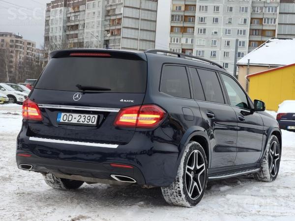 Blue Mercedes-Benz GLS 450 2017 in Riga, with an engine capacity of 3.00 L and mileage of 102 thousand km for 37000 €, photo 3 on AUTOMOTO.COM.LV