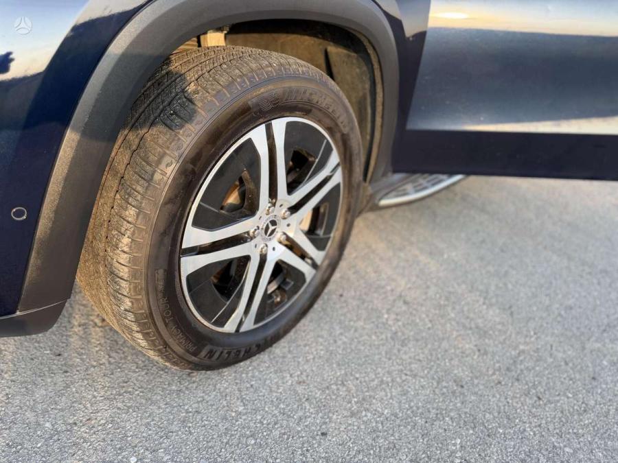 Zils Mercedes-Benz GLS 450 2020 Šauļi, ar dzinēja tilpumu 3.00 L un nobraukumu 158 tūkst. km par 44444 €, foto 34 vietnē AUTOMOTO.COM.LV