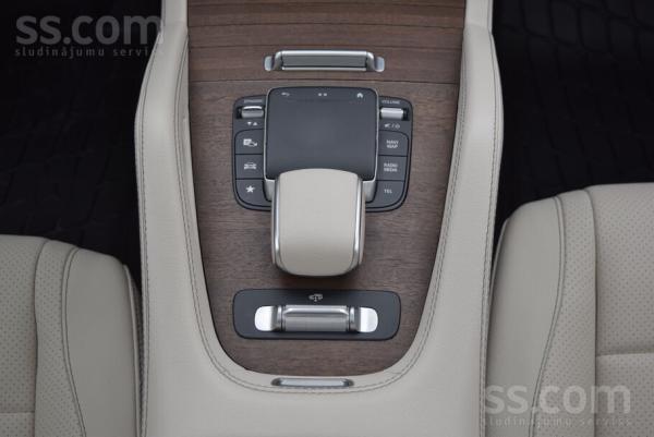 Синий Мерседес GLS 450 2021 в Рига, объемом двигателя 3.00 л и пробегом 120 тыс. км за 44900 €, фото 5 на AUTOMOTO.COM.LV