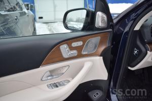 Zils Mercedes-Benz GLS 450 2021 Rīga, ar dzinēja tilpumu 3.00 L un nobraukumu 120 tūkst. km par 44900 €, foto 12 vietnē AUTOMOTO.COM.LV