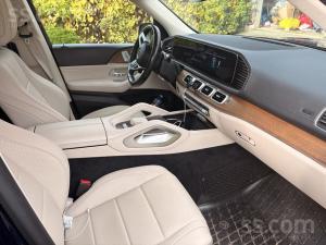 Синий Мерседес GLS 450 2021 в Рига, объемом двигателя 3.00 л и пробегом 131 тыс. км за 53000 €, фото 6 на AUTOMOTO.COM.LV