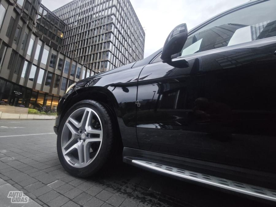 Mercedes-Benz GLS 450 2017 in Vilnius, with an engine capacity of 3.00 L and mileage of 210 thousand km for 24500 €, photo 26 on AUTOMOTO.COM.LV