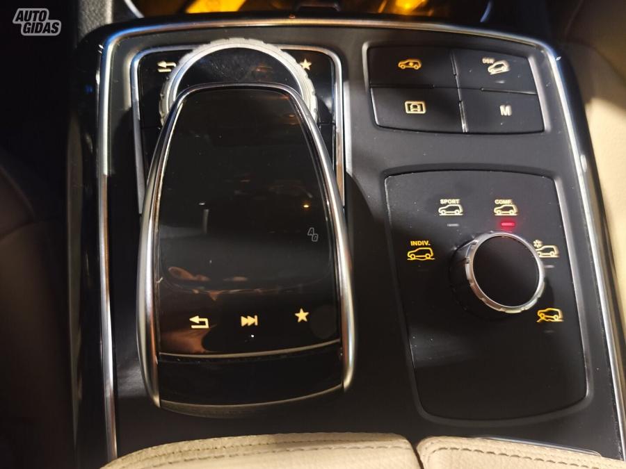 Mercedes-Benz GLS 450 2017 in Vilnius, with an engine capacity of 3.00 L and mileage of 210 thousand km for 24500 €, photo 32 on AUTOMOTO.COM.LV