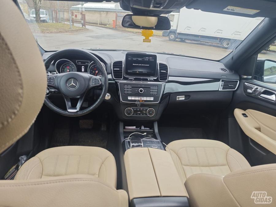Mercedes-Benz GLS 450 2017 in Vilnius, with an engine capacity of 3.00 L and mileage of 210 thousand km for 24500 €, photo 35 on AUTOMOTO.COM.LV