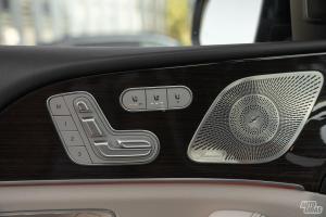 Mercedes-Benz GLS 450 2025 in Vilnius, with an engine capacity of 3.00 L and mileage of 15 thousand km for 81950 €, photo 29 on AUTOMOTO.COM.LV